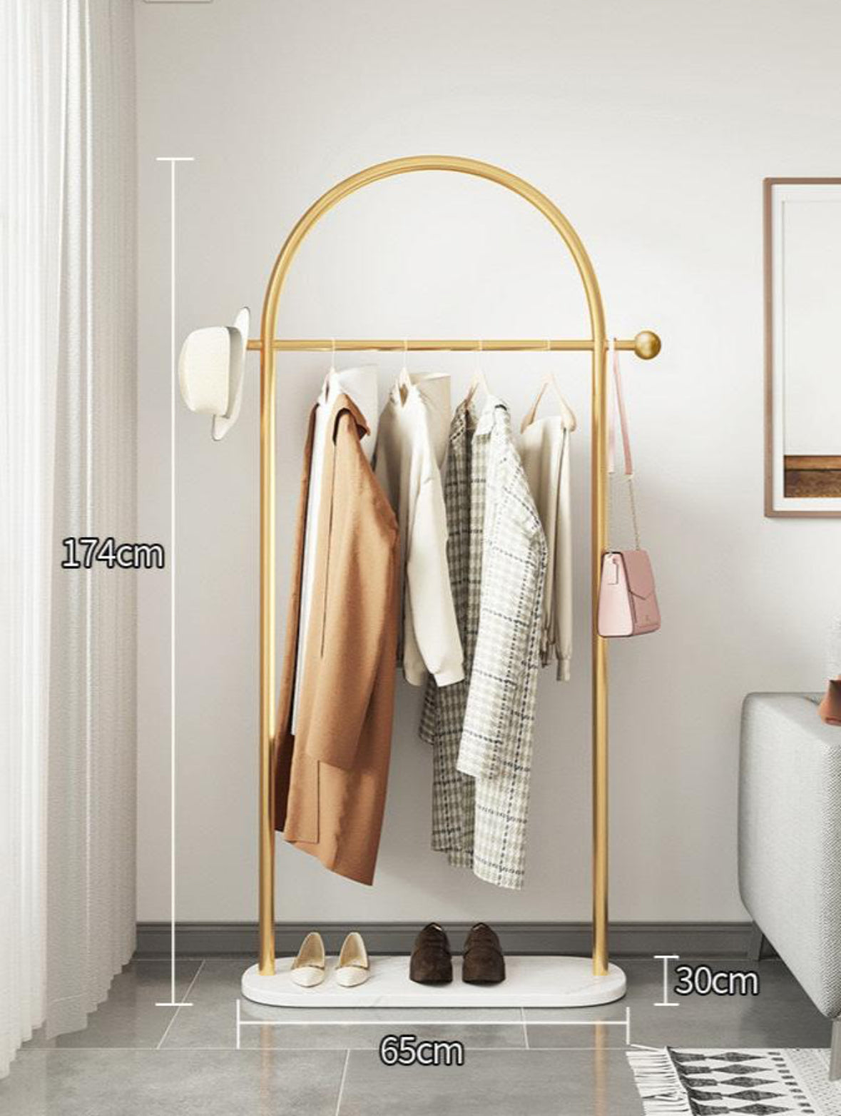 Golden clothes hanger – Modahome.ae